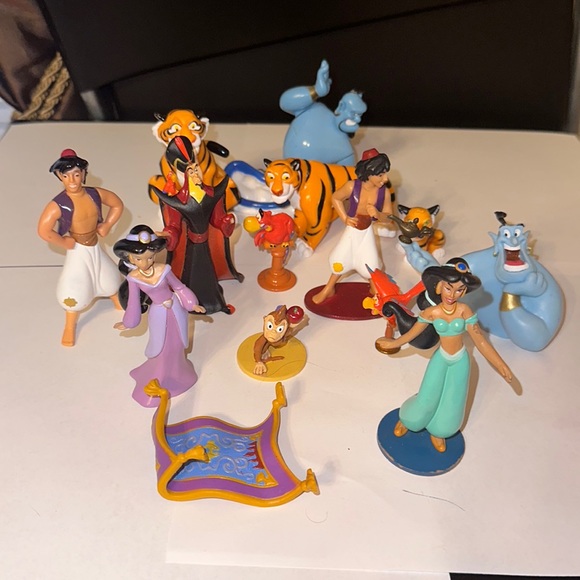 Toys | Disney Aladdin Figurines Full Set | Poshmark